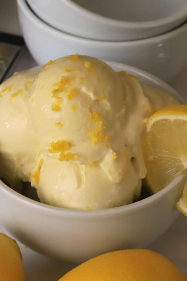 Low carb lemon cheesecake ice cream (Ninja Creami)