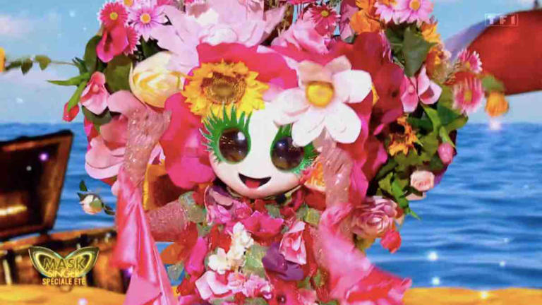 Mask Singer : on vous dit qui est sous le bouquet ! Nouveaux indices