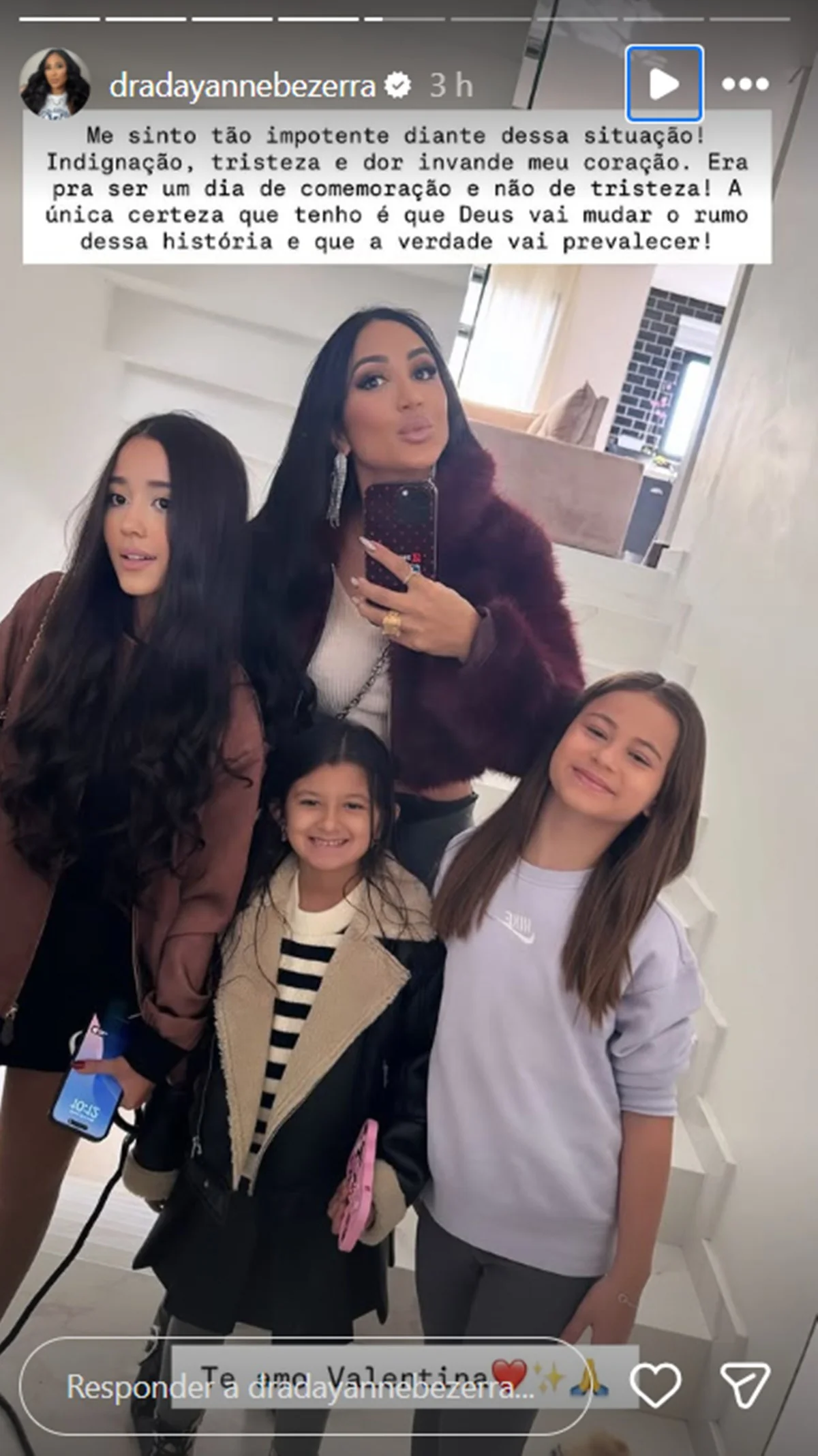 Dayane Bezerra desabafa sobre prisão de Deolane no aniversário da sobrinha