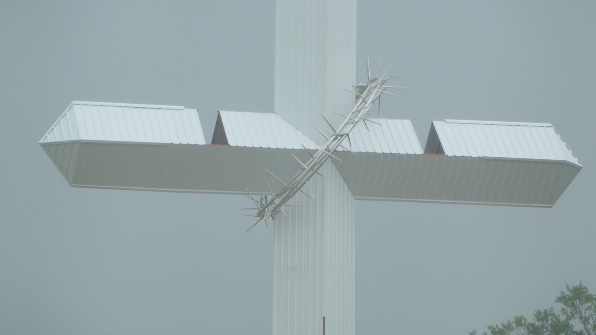Cross of Christ Foundation raises newly constructed cross with crown of ...