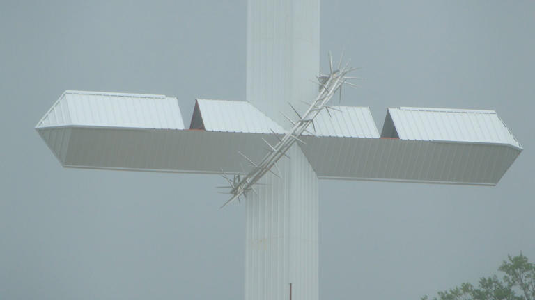 Cross of Christ Foundation raises newly constructed cross with crown of ...