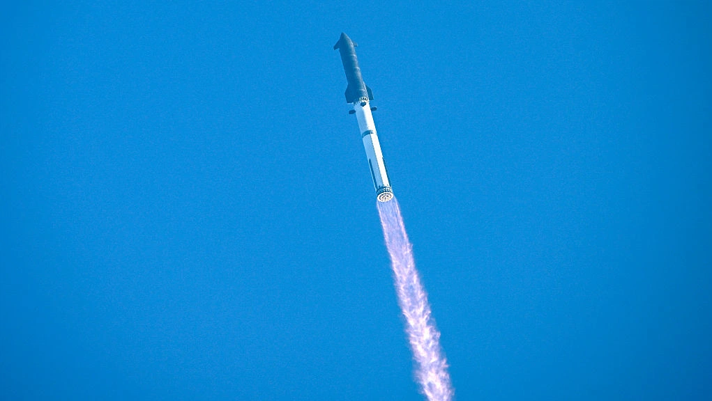 FAA grounds SpaceX Starship after booster mishap