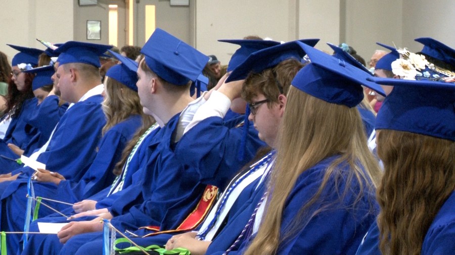 Virtual Preparatory Academy celebrates 2nd graduating class