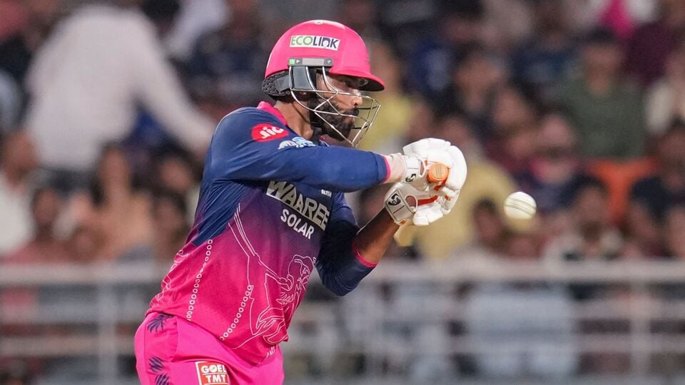 Ravindra Jadeja retired hurt in GT vs RR IPL 2026 Qualifier 2; star all ...