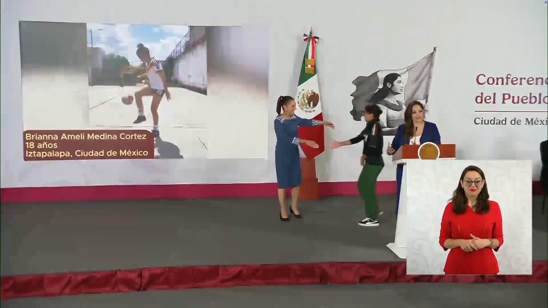 Mexico's Sheinbaum hands World Cup tickets to four young Mexican women ...
