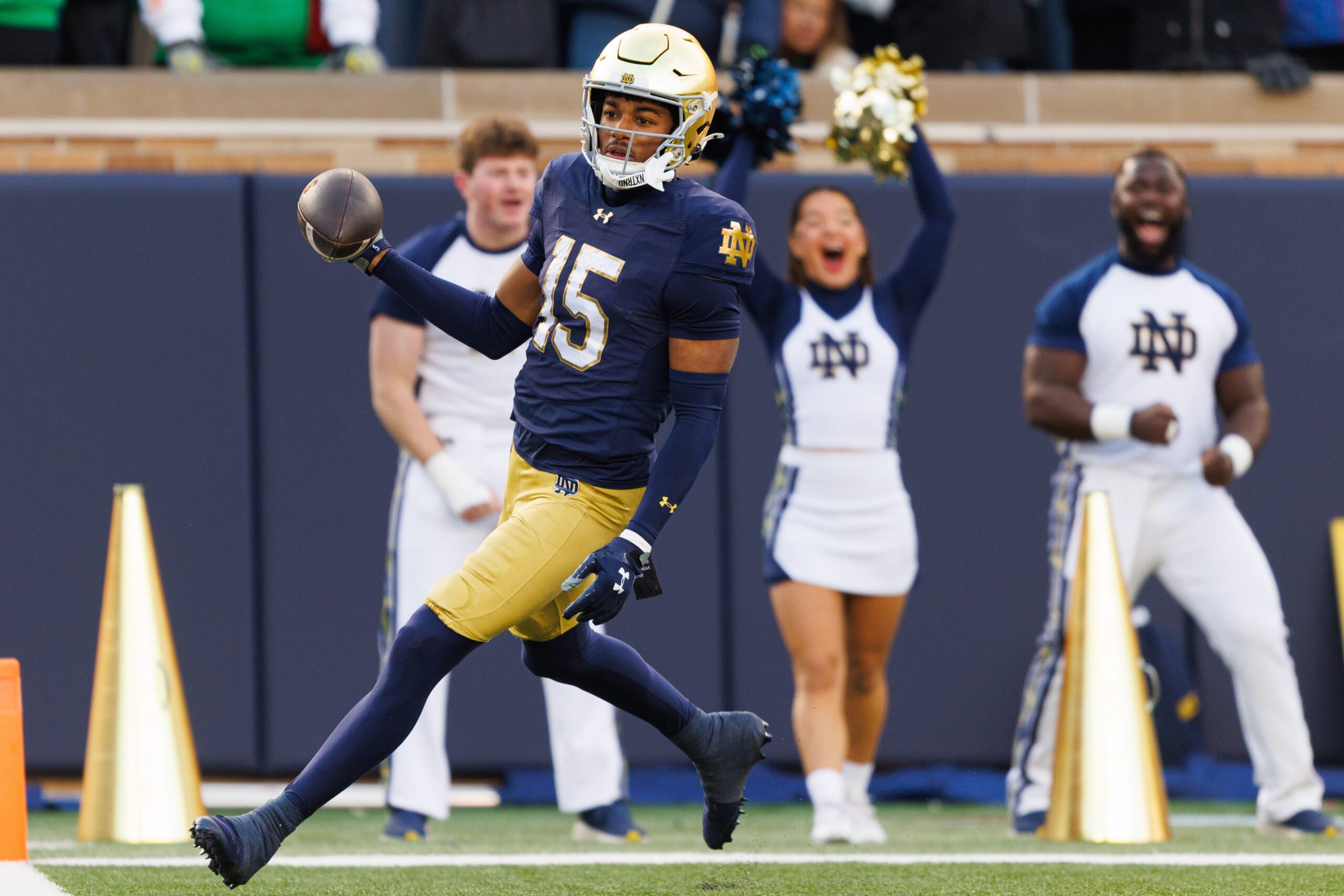 Leonard Moore 2027 NFL draft: scouting report for Notre Dame, CB