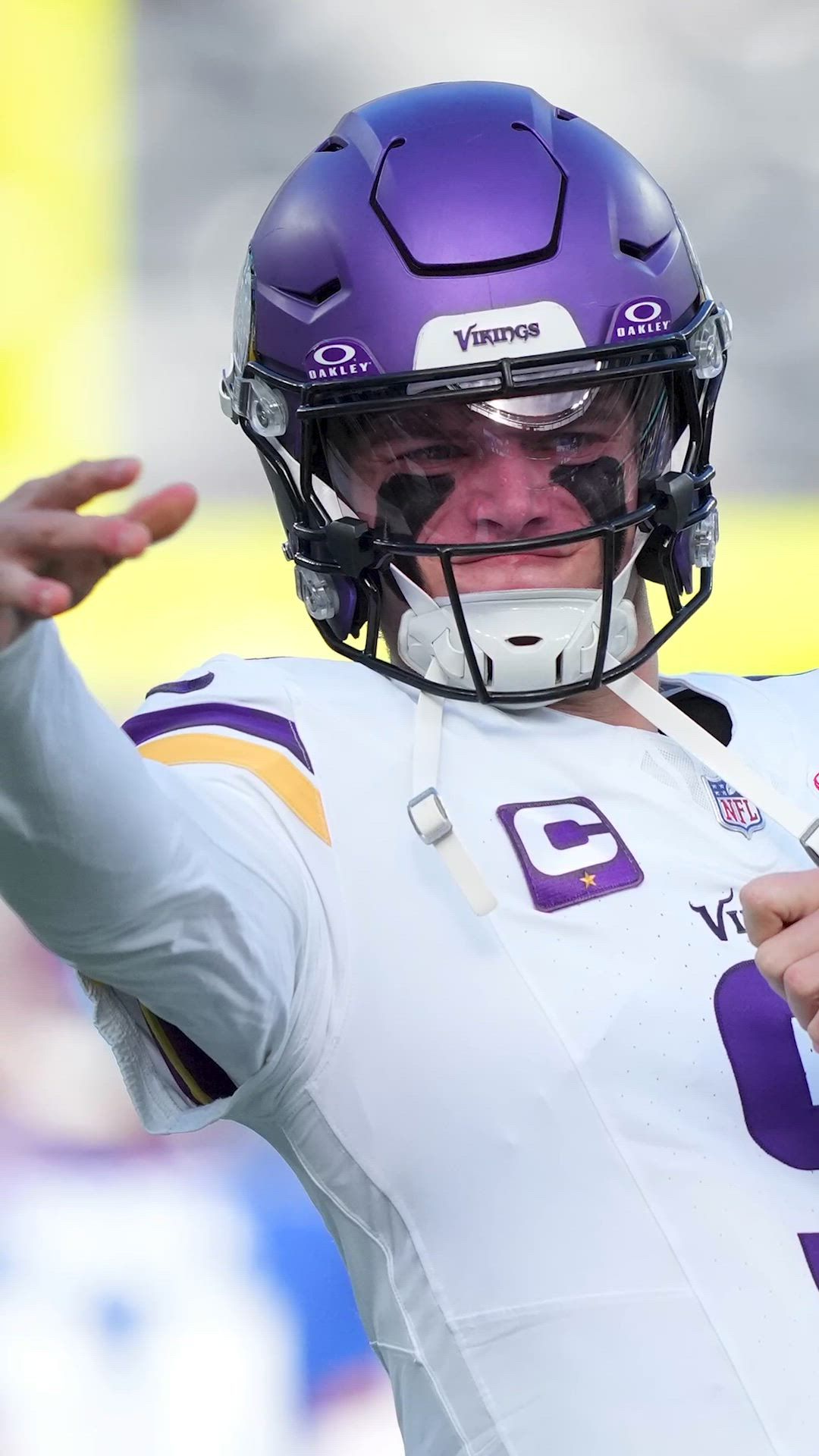 Vikings QB battle showing major difference between McCarthy and Murray