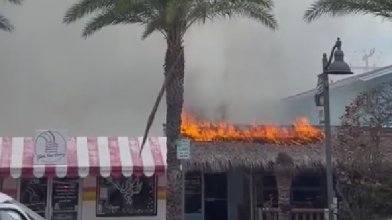 'Stay clear': Fire crews battle heavy flames at Cocoa Beach restaurant