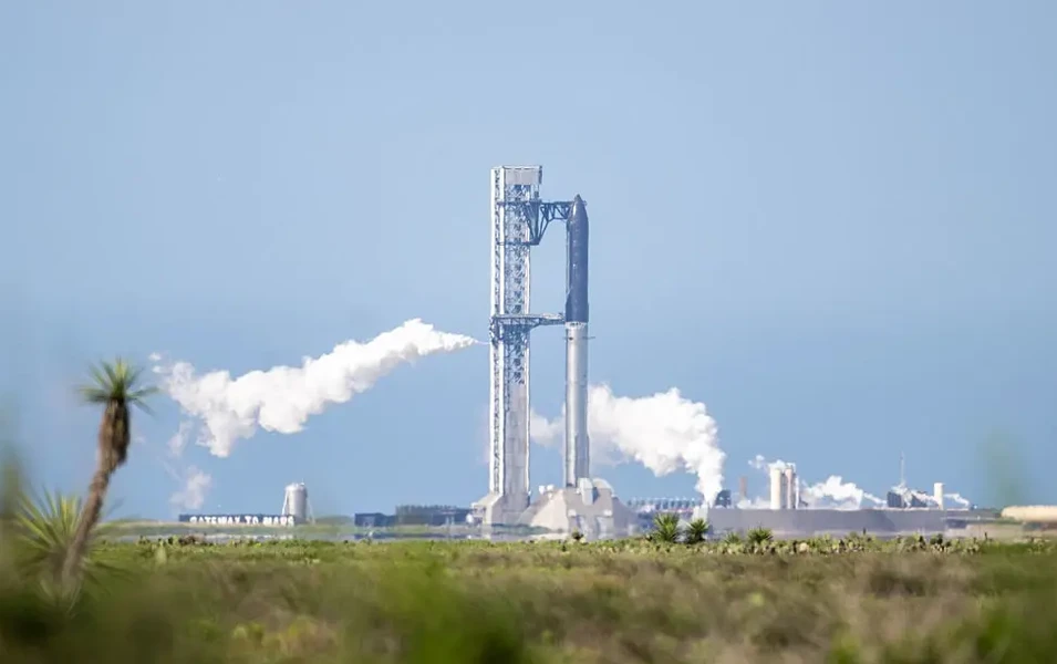 FAA grounds Starship V3 after booster mishap delays flights