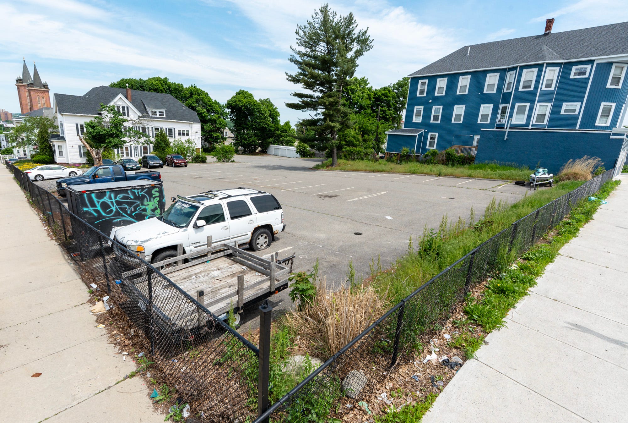 Developer proposes 50 units at site of former Worcester Academy offices