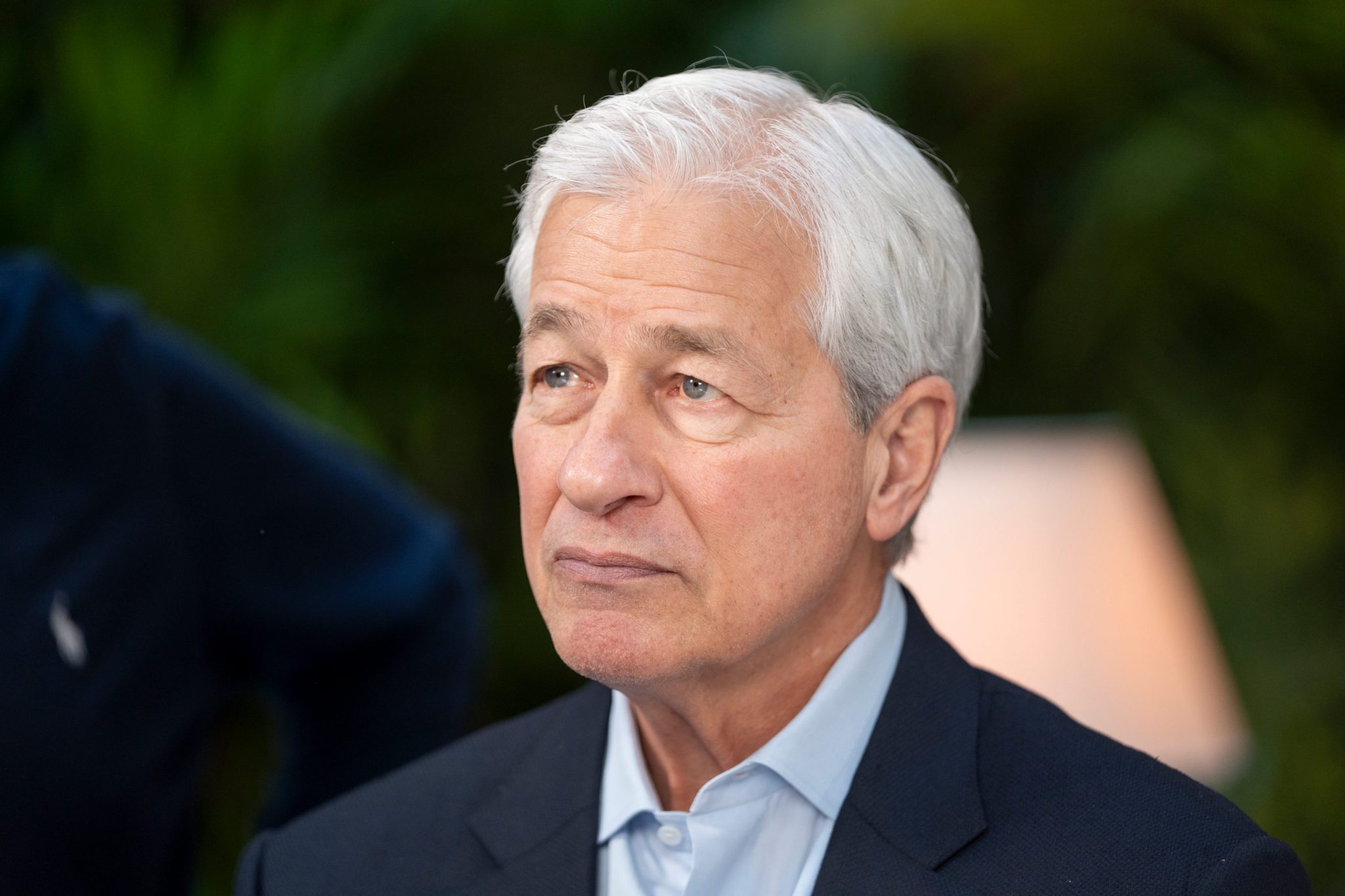 Jamie Dimon tells Gen Z to ‘learn how to think, learn how to earn ...