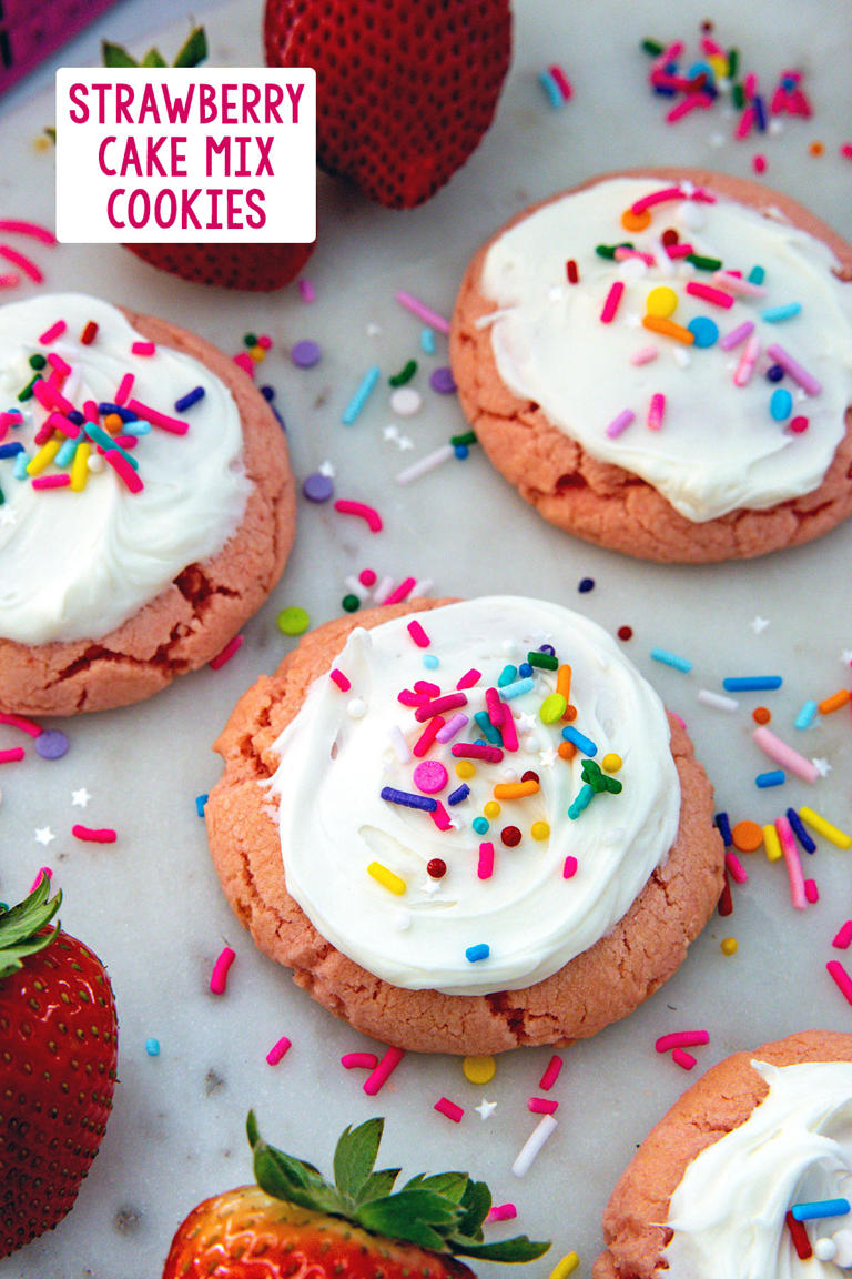 Strawberry cake mix cookies