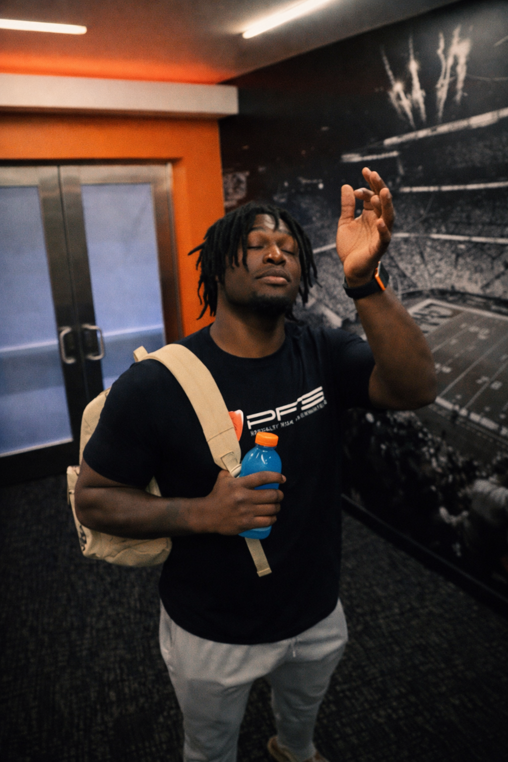 Bengals locker room turns into Star Wars auditions
