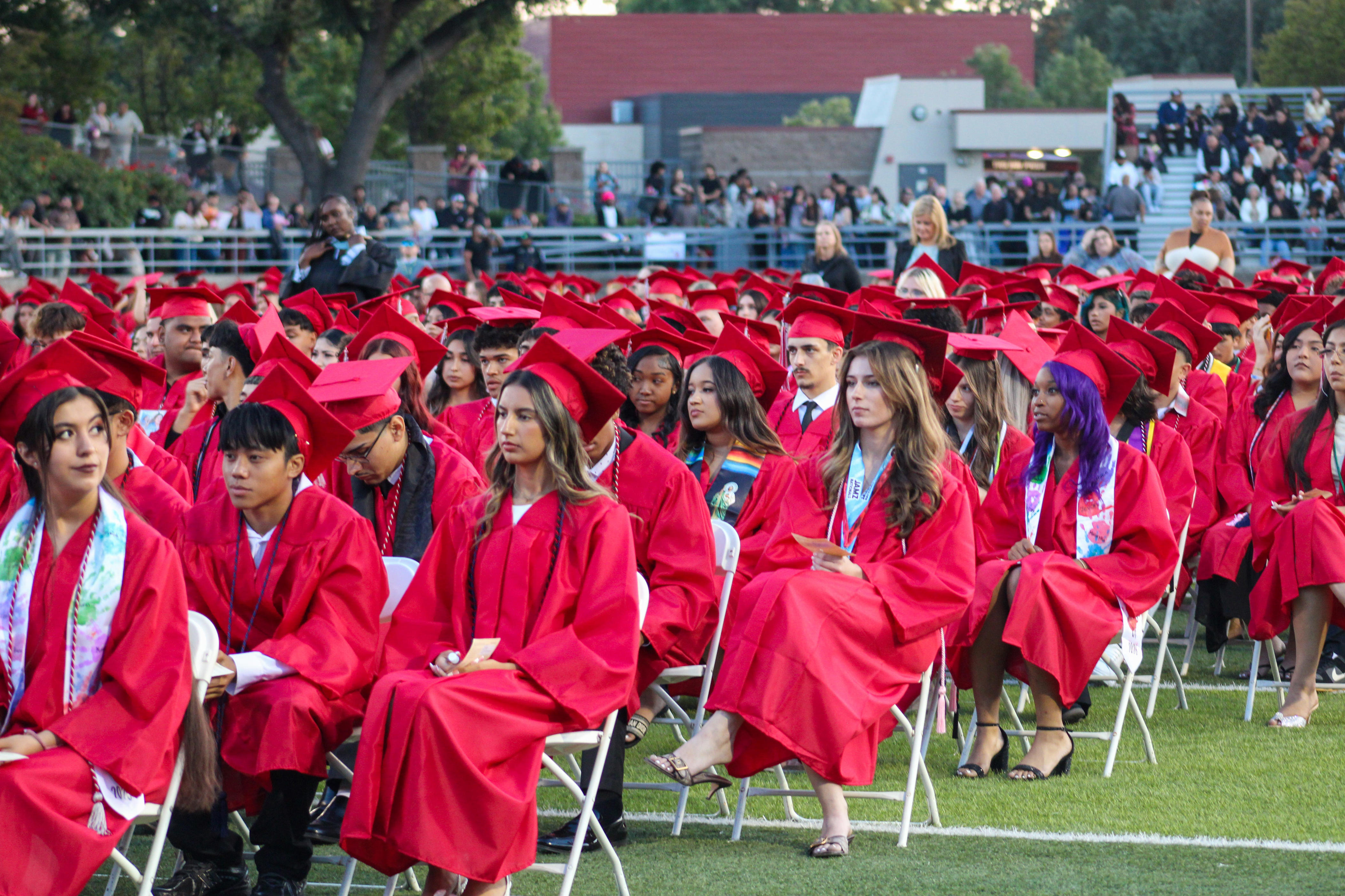 Lincoln, Village Oaks graduates urged to value human connection at ...