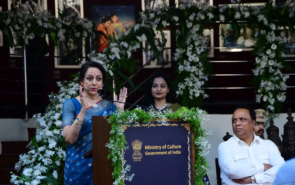 Hema Malini to debut as singer at diamond jubilee concert