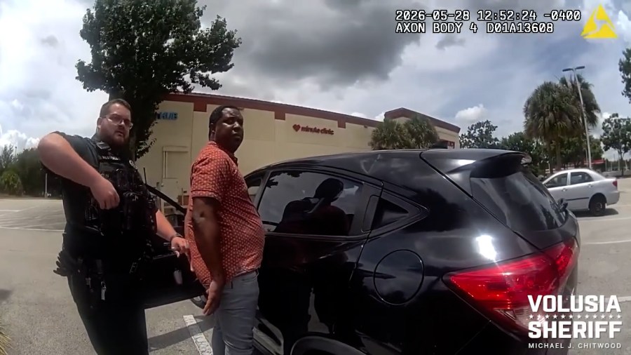 Watch: Florida super speeder arrested with 5-year-old son in back seat ...