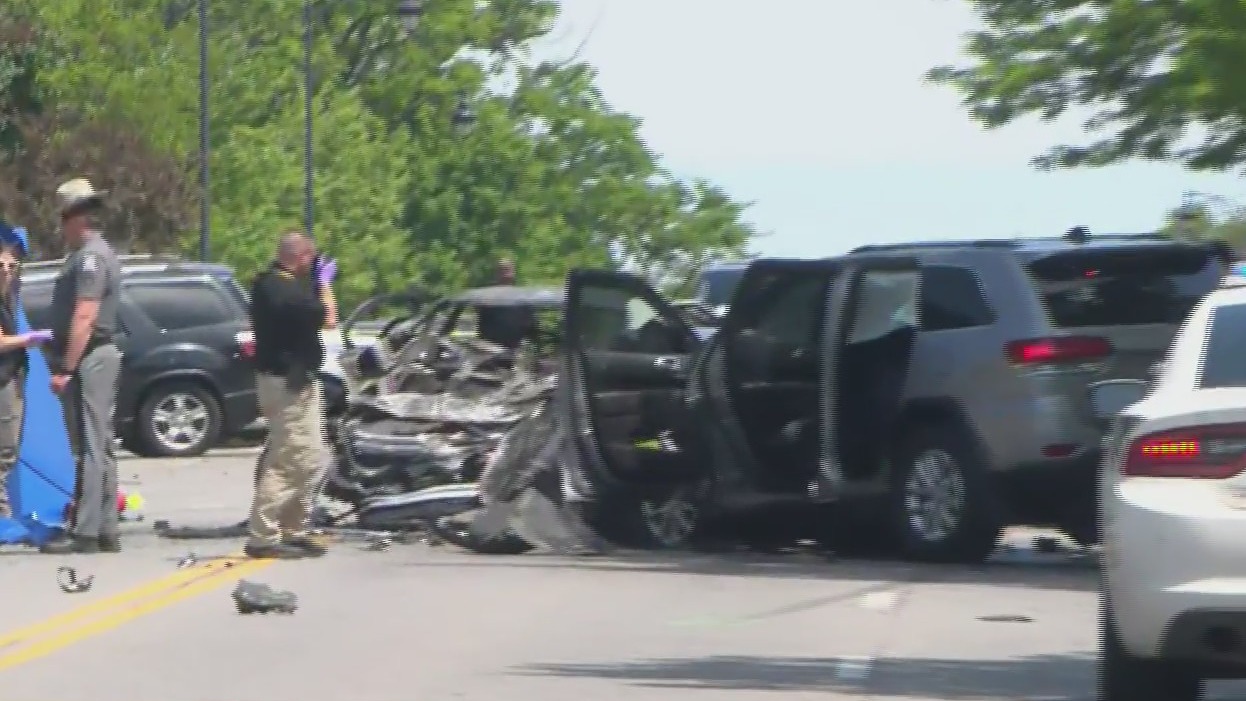 First responders surround massive crash on Lake Ave