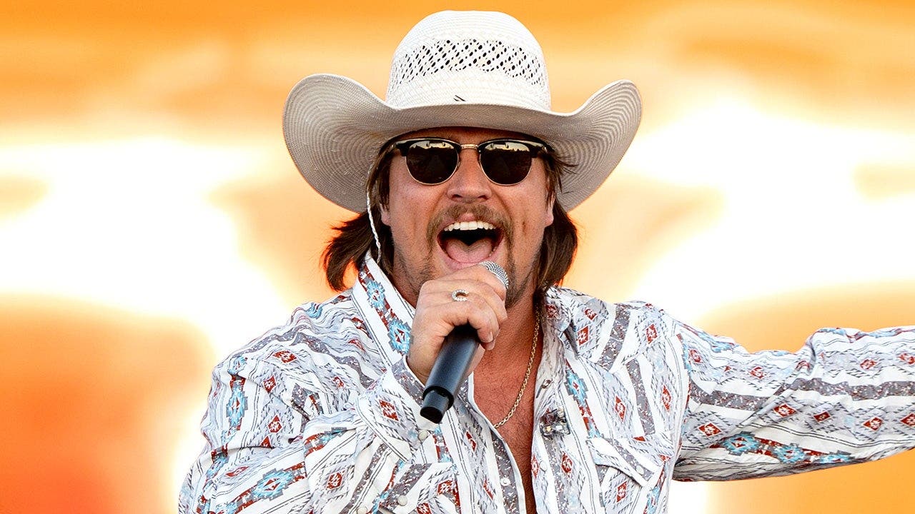Popular country music star Gavin Adcock releases adrenaline-fueled new ...