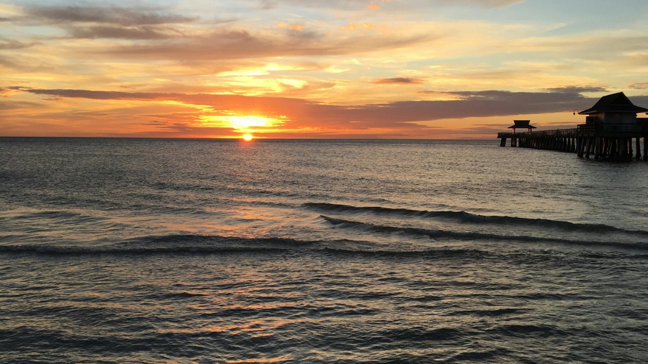A slow-moving plume of Saharan dust is closing in on Florida and the ...
