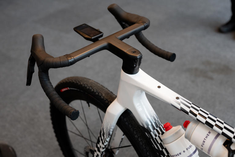 Prototype Giant and Liv Gravel race bikes spotted ahead of Unbound Gravel