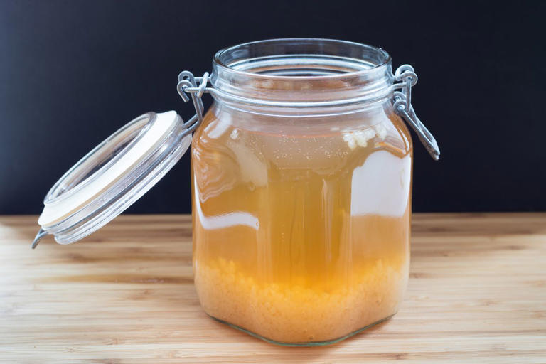 4 drinks high in probiotics besides kombucha