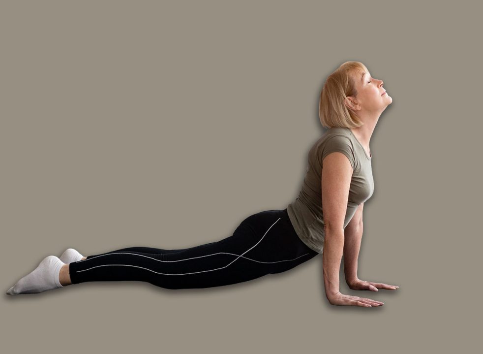 I'm a trainer and these are the 6 morning exercises adults over 55 need ...