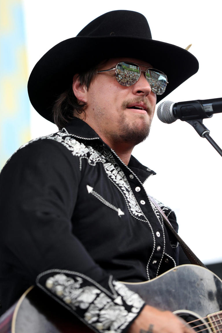 Popular country music star Gavin Adcock releases adrenaline-fueled new ...