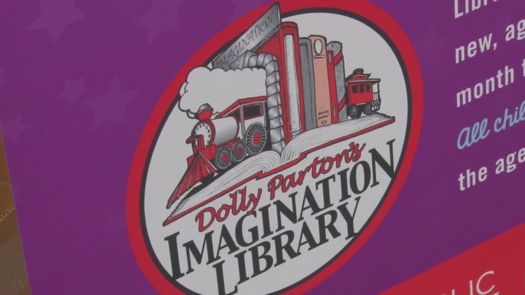 Missouri cuts funding to Dolly Parton's Imagination Library
