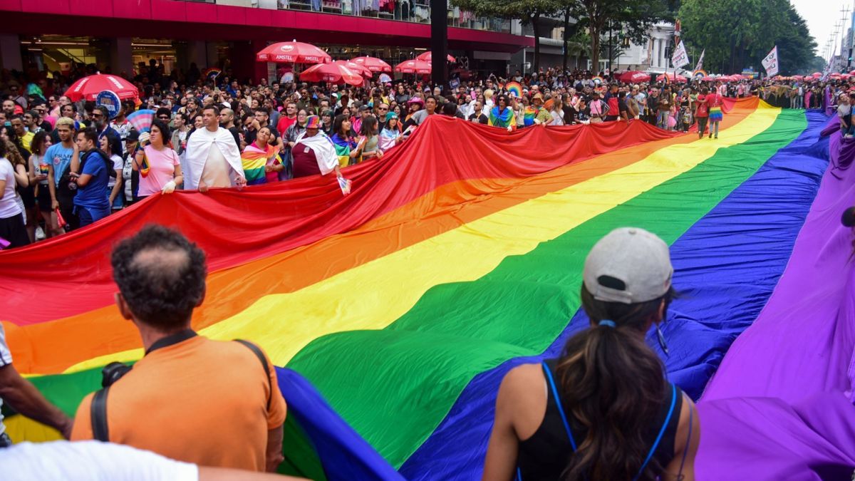 Parada LGBT+ de SP terá Gloria Groove, Pabllo Vittar e Urias; veja atrações