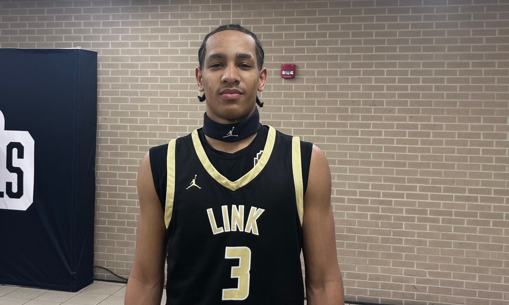 Top-25 overall recruit Davion Thompson down to 4 schools, sets ...