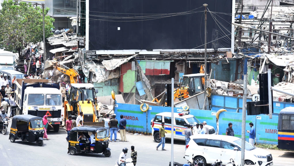 Mithibai Khau Galli demolished for Metro Line 2B project