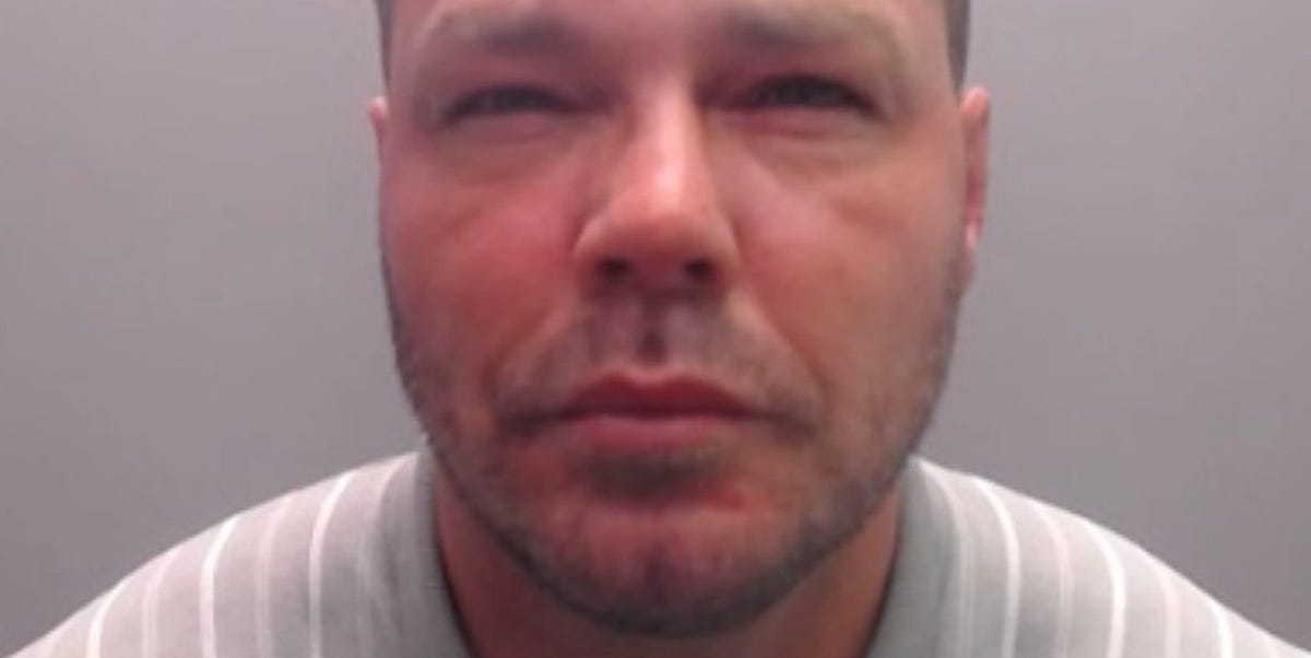 Where is Daryll Hall now? The on-the-run convict who openly posts on ...