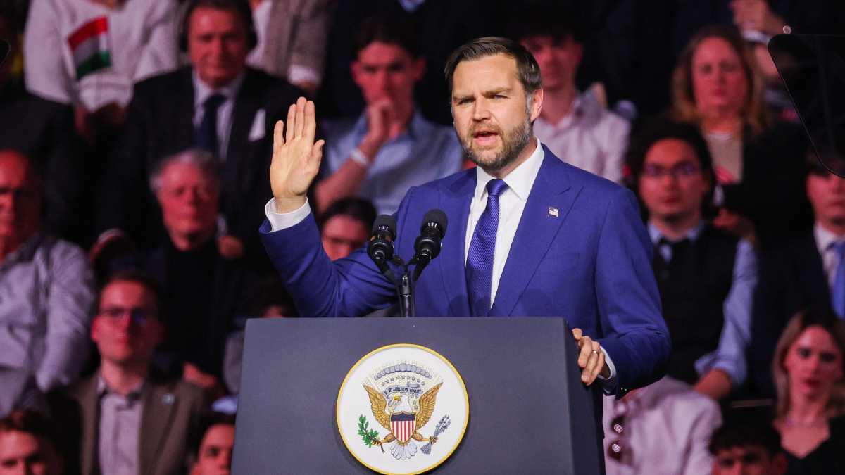 JD Vance says people can’t boo him for this reason