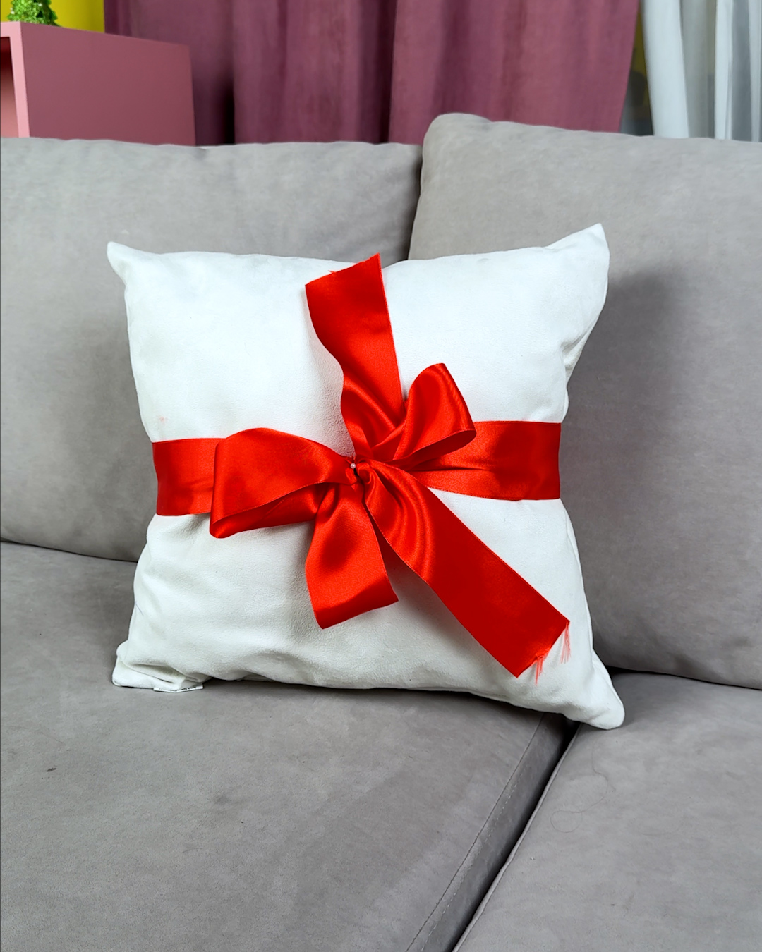 Festive pillows using red fabric only ️🎅🏻