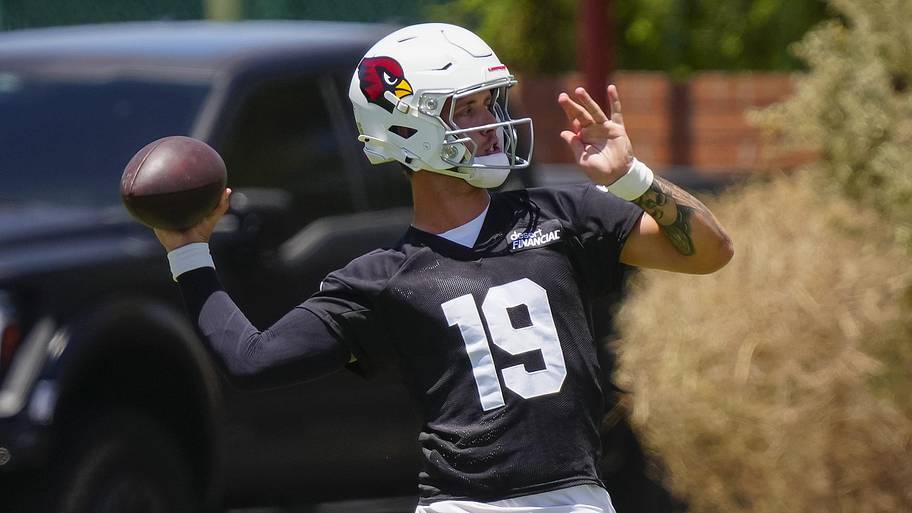 NFL exec predicts Carson Beck will play for Cardinals in 2026