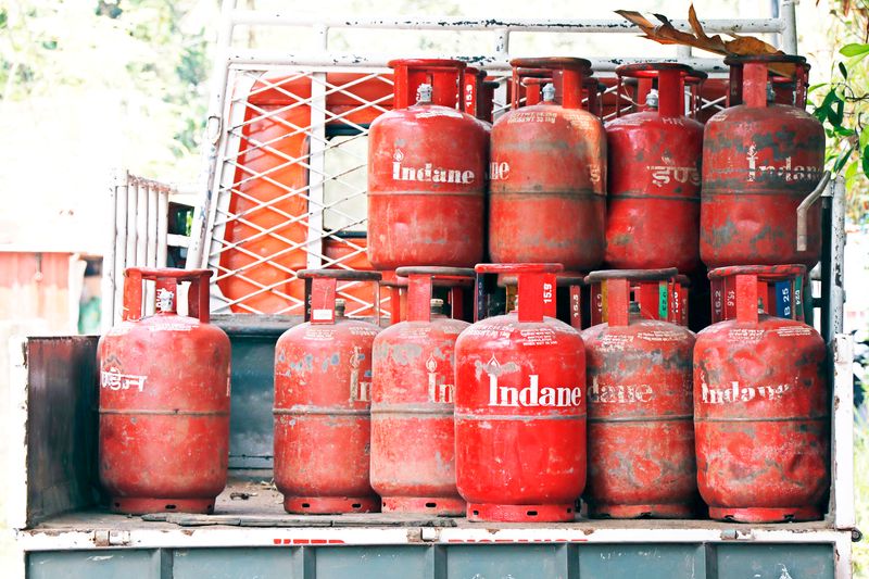 Build 30-day LPG reserves, govt tells oil firms amid West Asia crisis