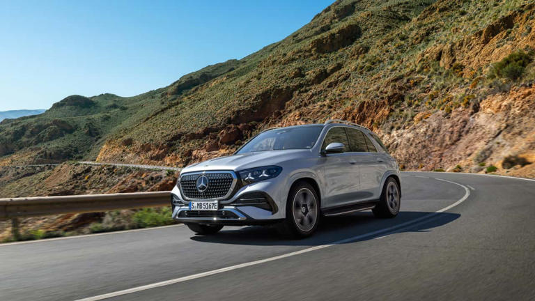 Mercedes GLE, GLE Coupé e GLS (2026): prezzi e allestimenti