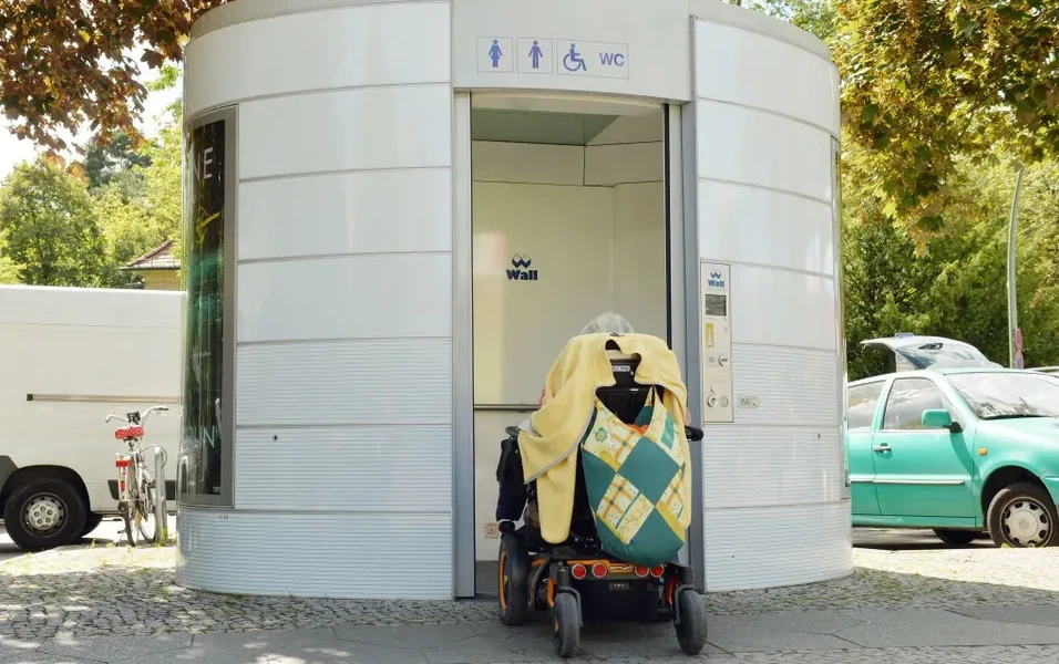 ADA-compliant chair height toilets gain ground in accessibility push