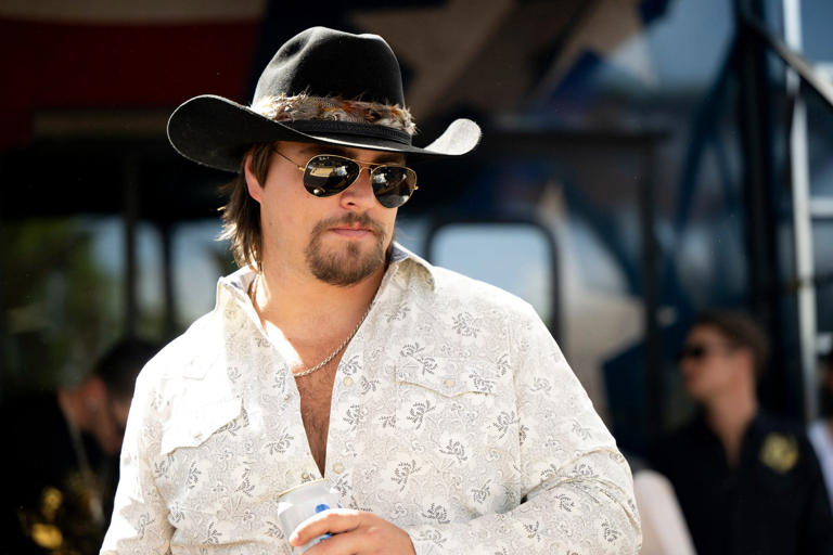 Popular country music star Gavin Adcock releases adrenaline-fueled new ...
