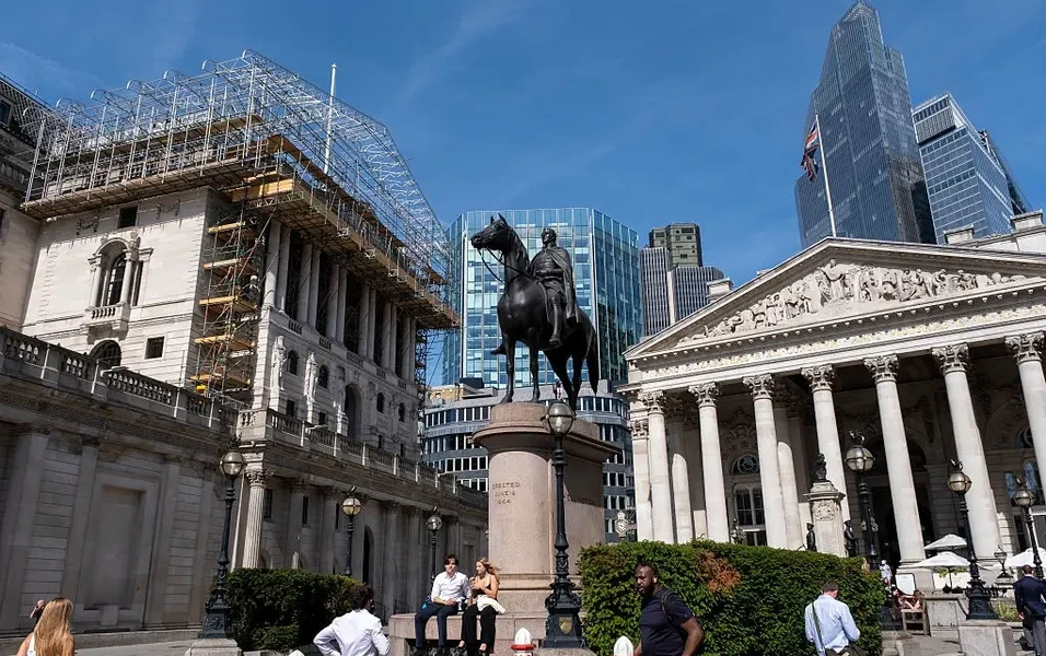 Bailey says BoE can tolerate above-target inflation amid war risks