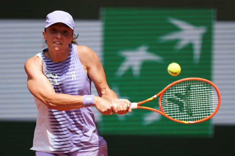 Fonseca blasts Djokovic out of French Open after epic comeback