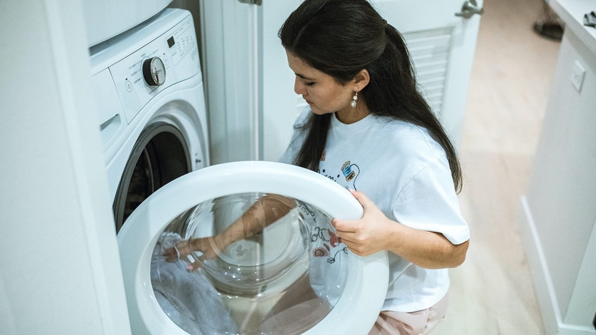 These laundry habits can cut utility bills fast. Are you wasting money ...