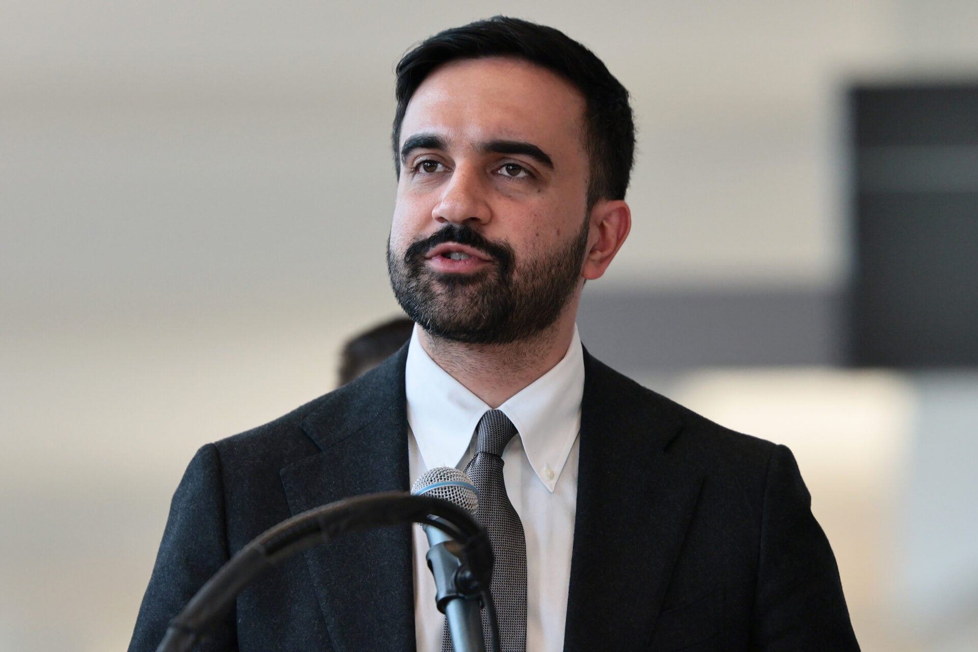 Zohran Mamdani isn’t letting Donald Trump become part of his Knicks ...