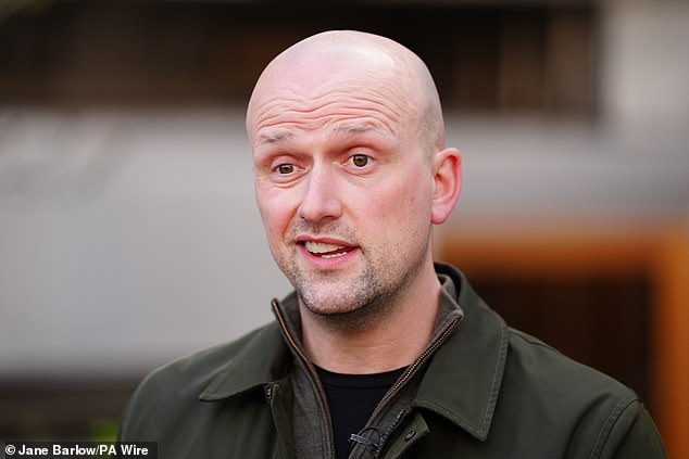Stephen Flynn branded a 'hypocrite' after he hits out at windfall tax ...