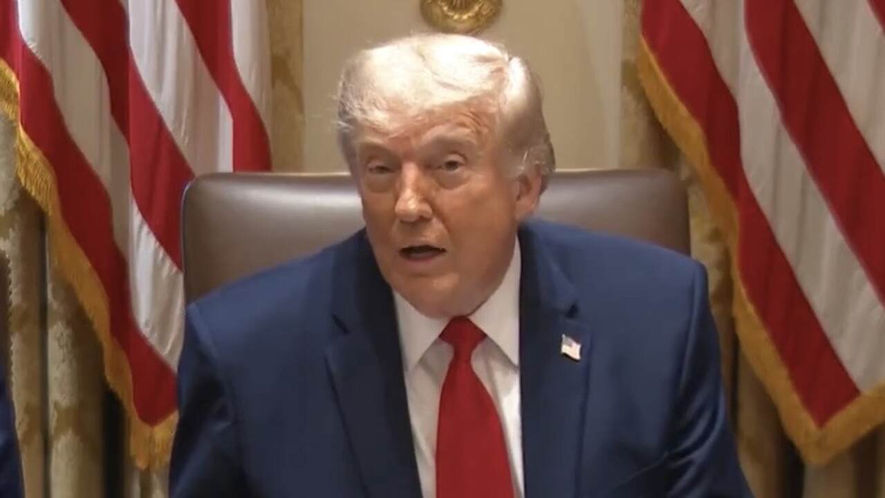 Trump criticized after confusing Iran and Venezuela during meeting