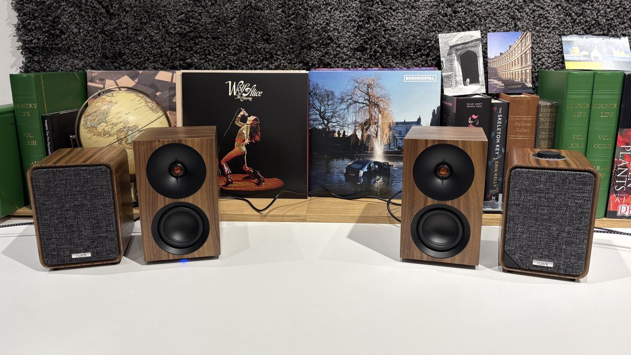 Cambridge Audio L/R S vs Ruark Audio MR1 Mk3: which compact desktop ...