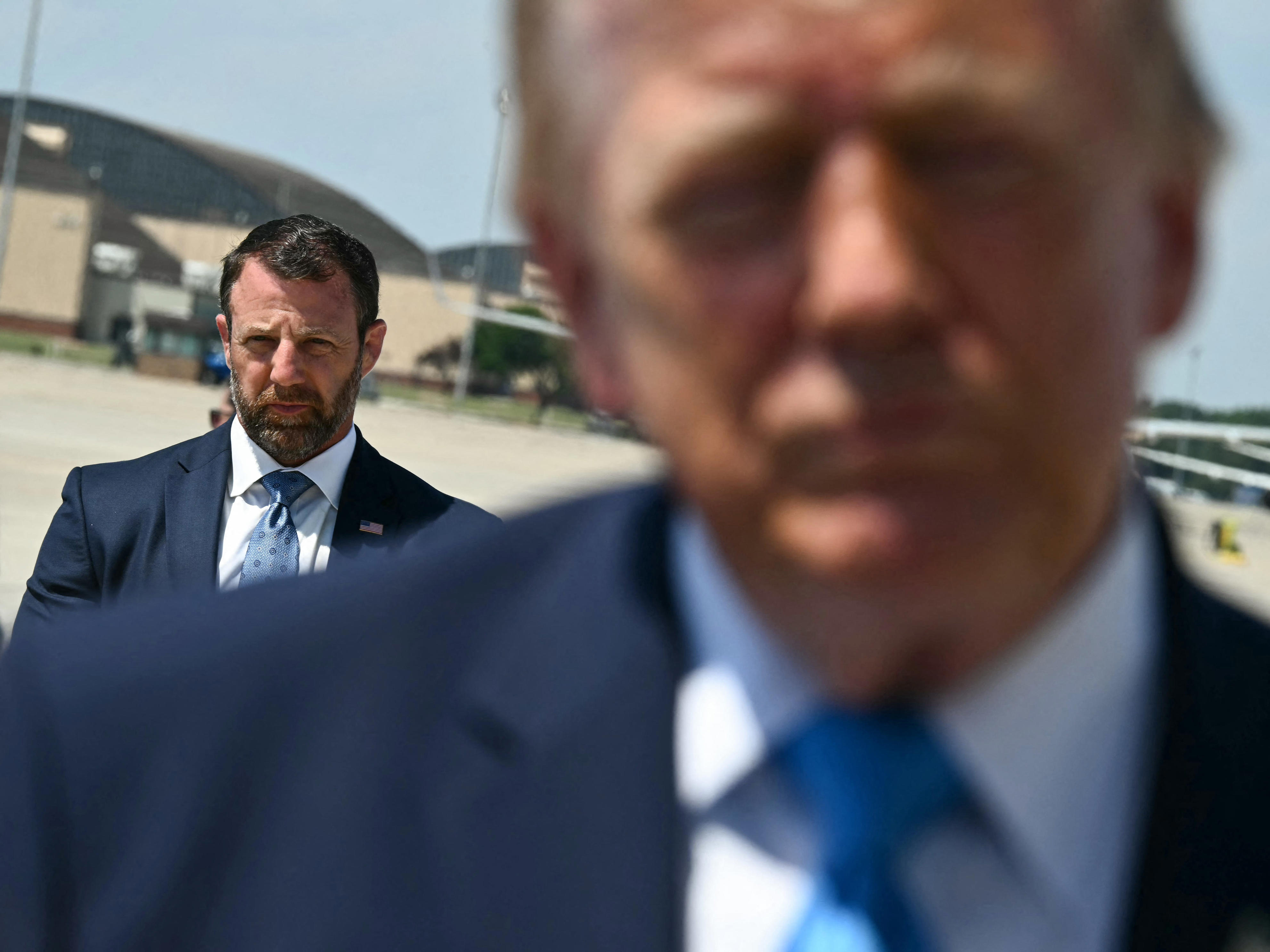 How DHS's threat to cut customs processing in sanctuary cities could ...
