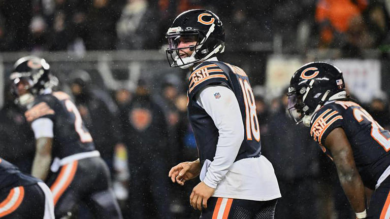 Bears OTAs suggest Caleb Williams could be poised for a massive year 3
