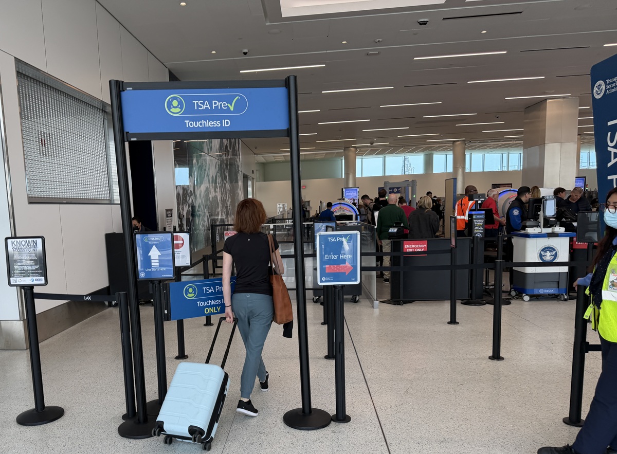 Skip long airport security lines: TSA touchless ID is expanding nationwide