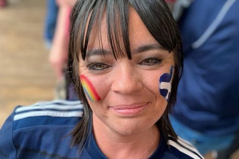 Mum dies on Lanzarote holiday as her children pay heartbreaking tribute